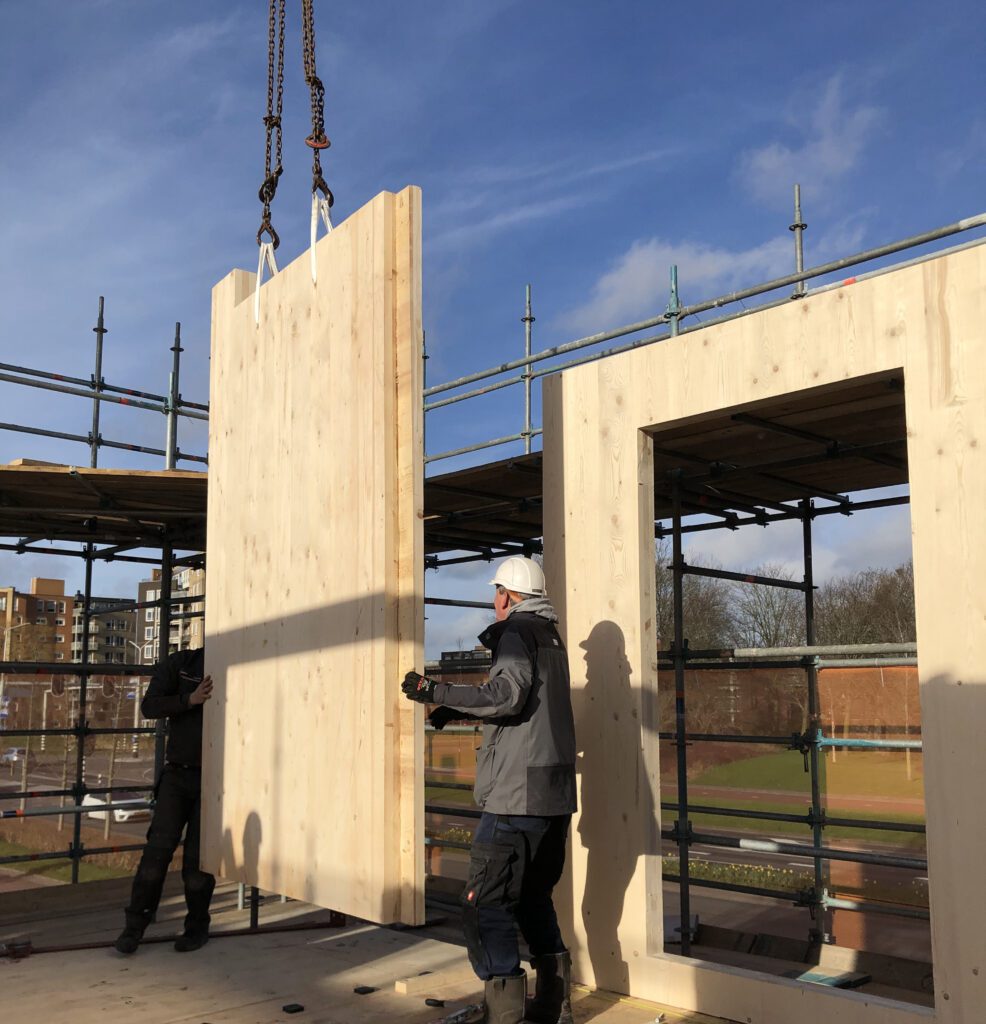 Proefwoningen voor grootste houtbouwproject in Europa - Het Houtblad